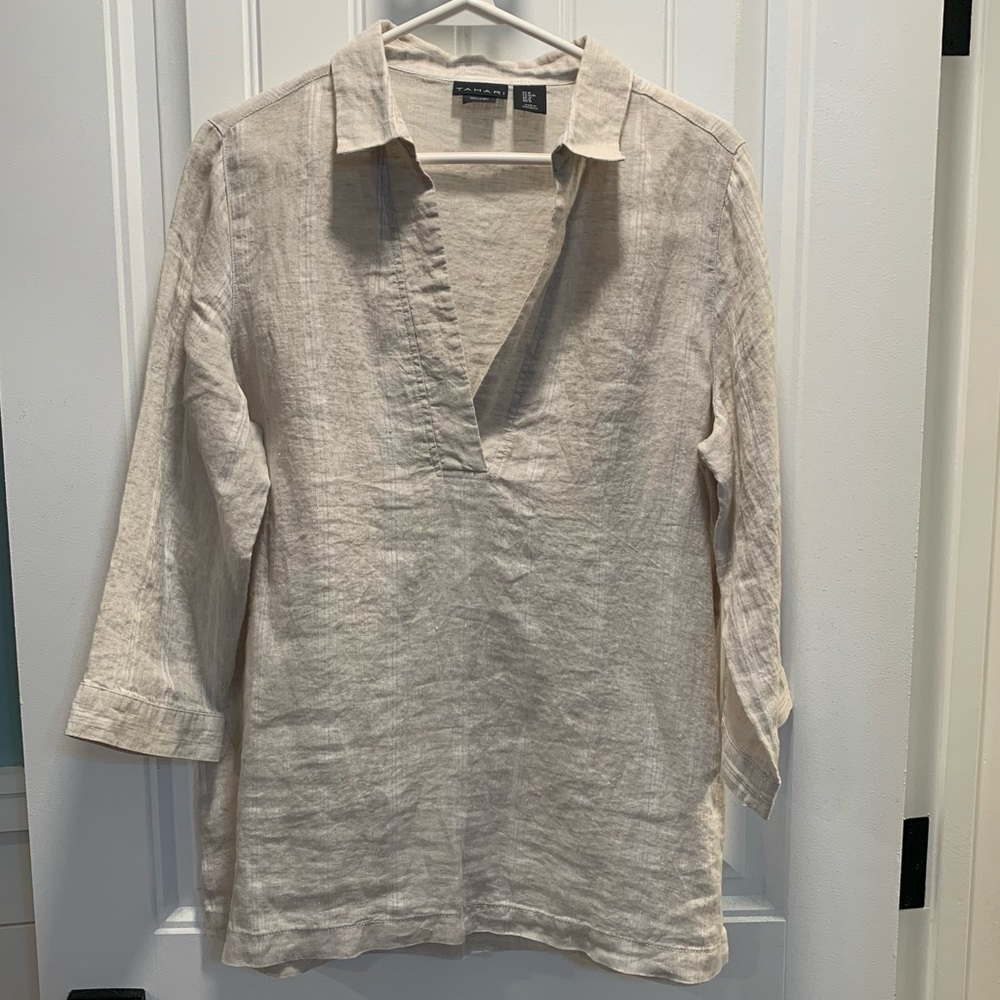 Tahari. 100% Linen. Medium. Tan Tunic. - Gem